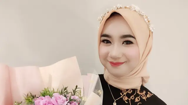 Cerita Sukses Bidan Mifta, Lakoni Dua Profesi dengan Banyak Tantangan - Lifestyle Liputan6.com
