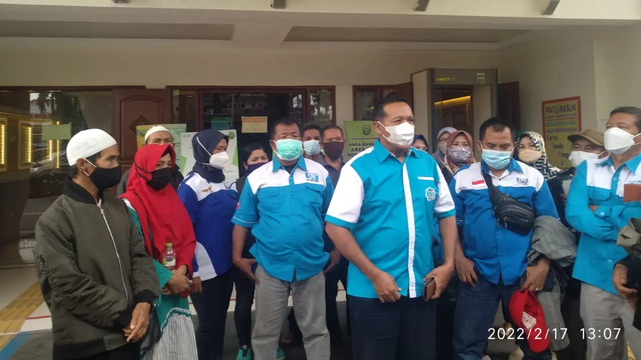 Perusahaan Pailit Tak Kunjung Dieksekusi, Ratusan Buruh Masih Menanti ...