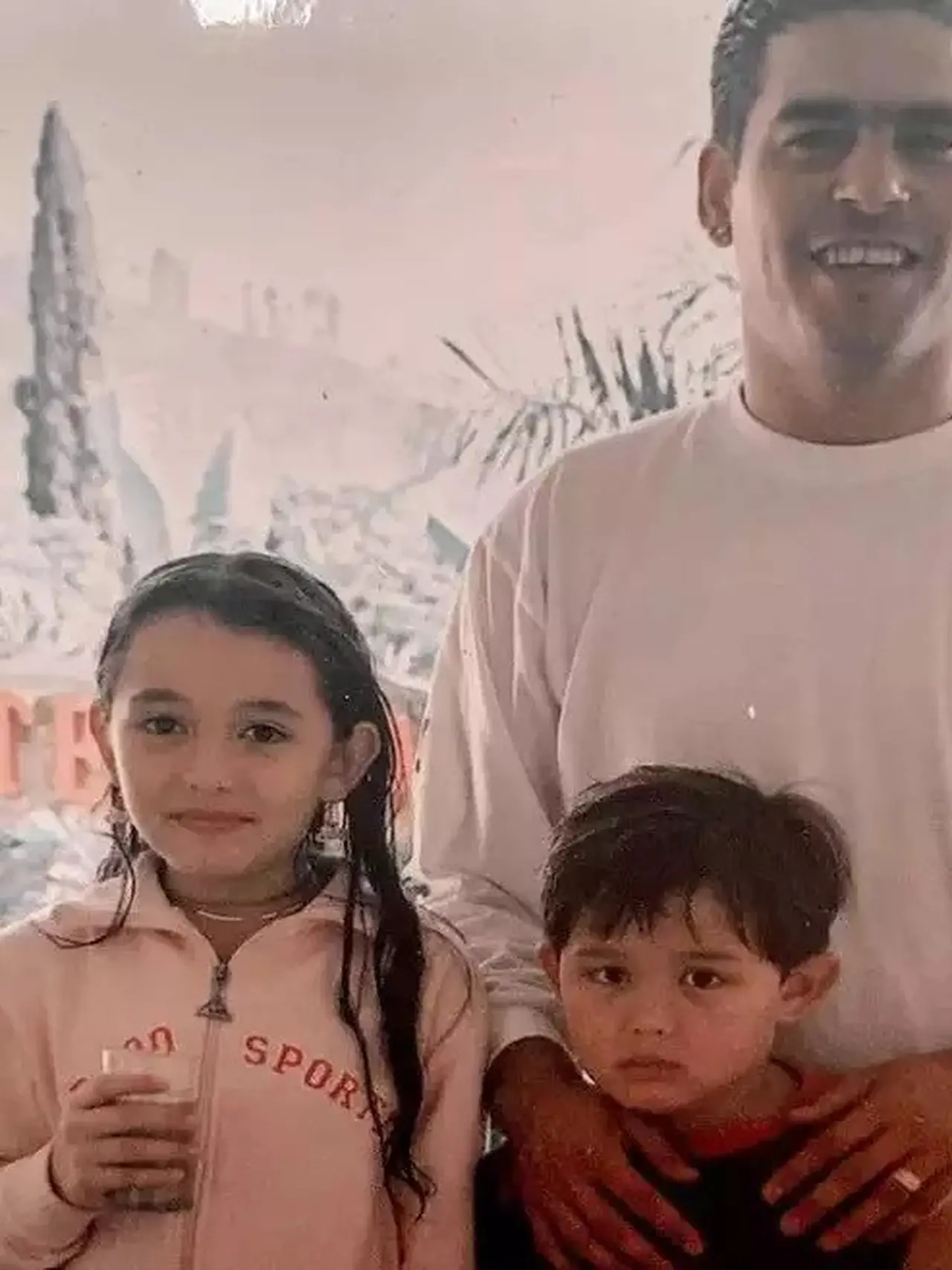 7 Potret Perubahan Penampilan Amanda Gonzales dari Remaja Hingga Kini ...