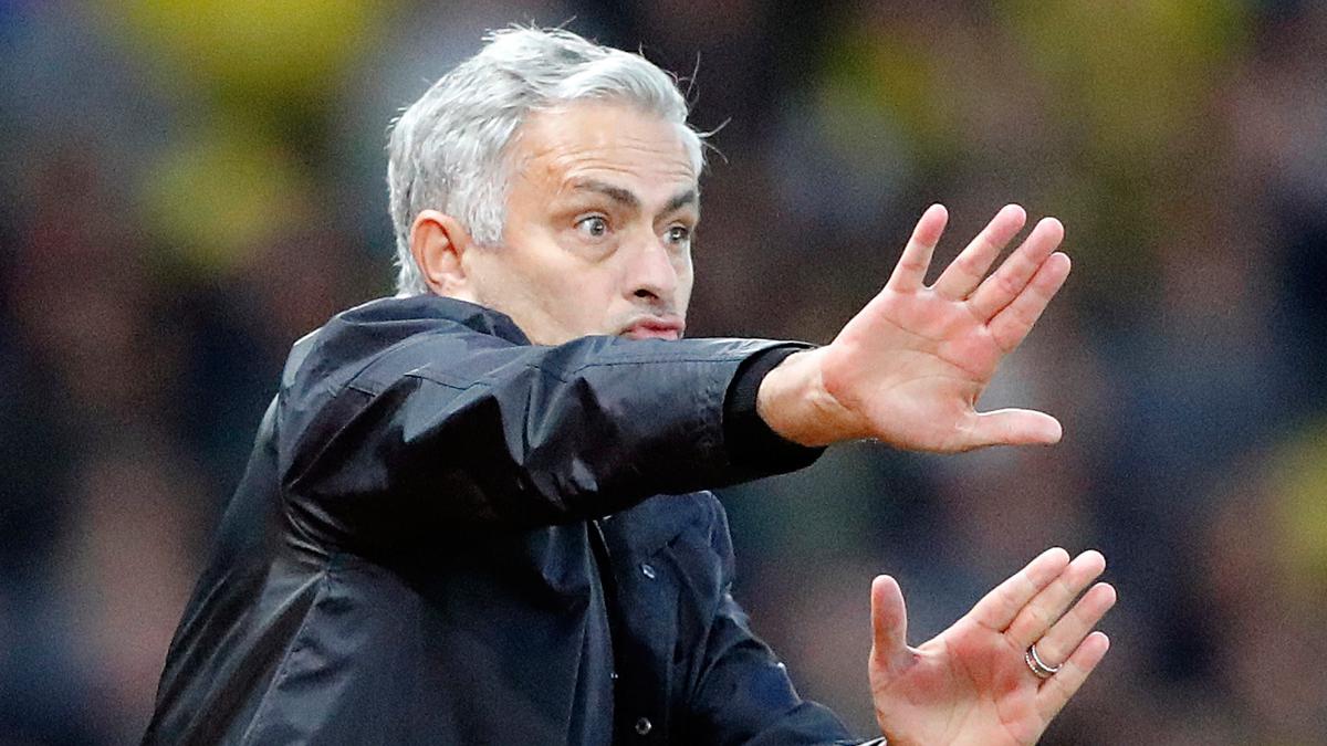 Begovic: Yang Dipikirkan Mourinho Cuma Kemenangan - Bola Liputan6.com