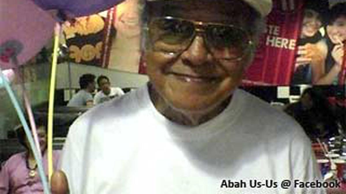 Abah Us Us Dimakamkan