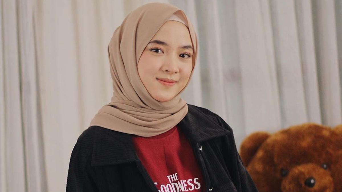 3 Gaya Streetwear Ala Nissa Sabyan