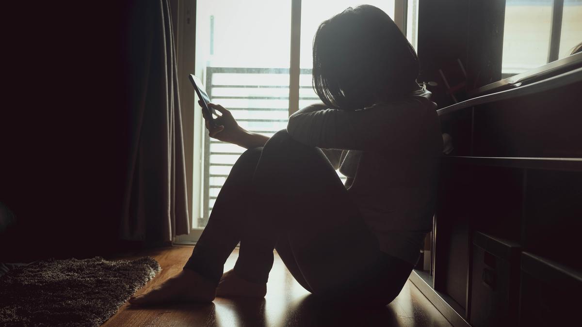 Mengenal Lebih Jauh Tentang Philophobia dan Cara Mengatasinya