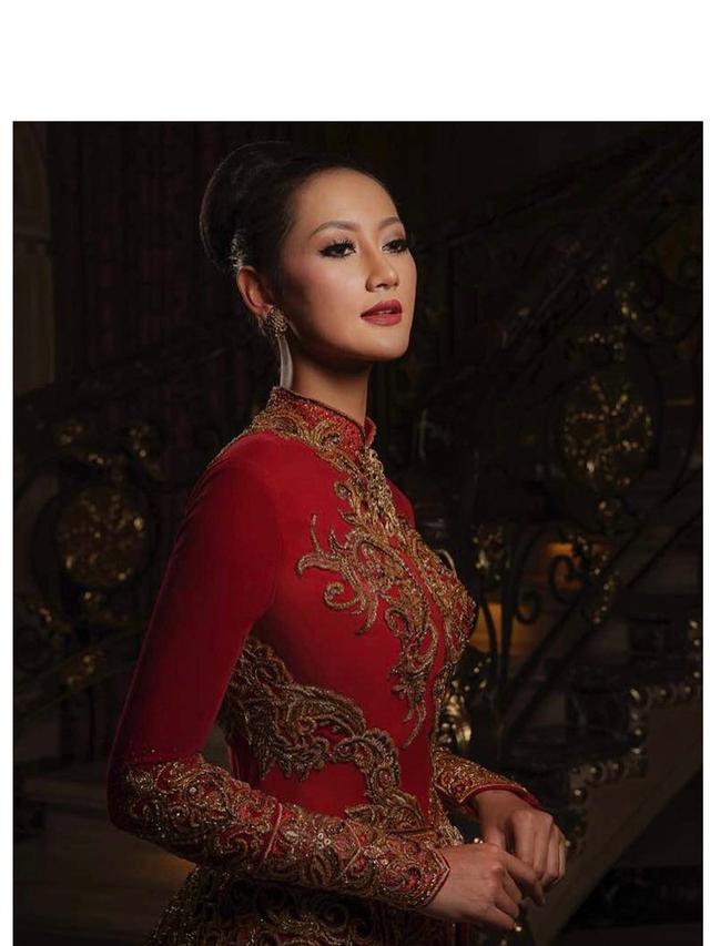 7 Pesona Ayu Maulida Berkebaya, Puteri Indonesia 2020 Wakil Jawa Timur ...
