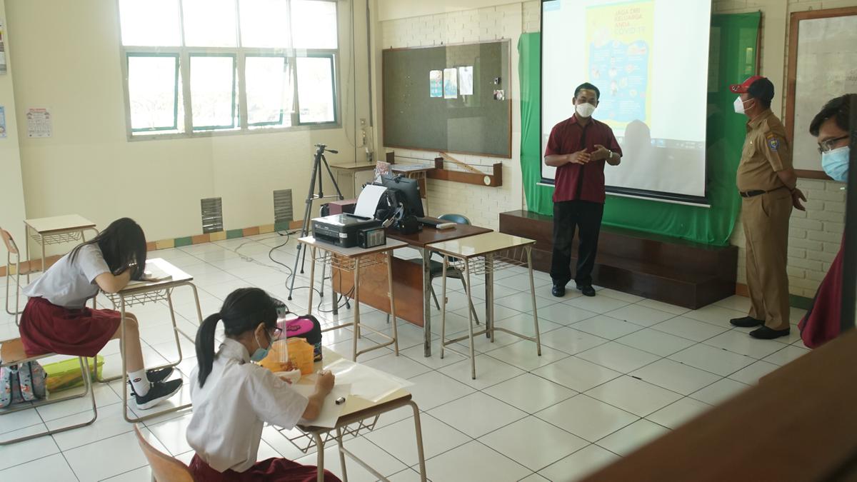 PTM 50 Persen di Bandung Dimulai Hari Ini - Regional Liputan6.com