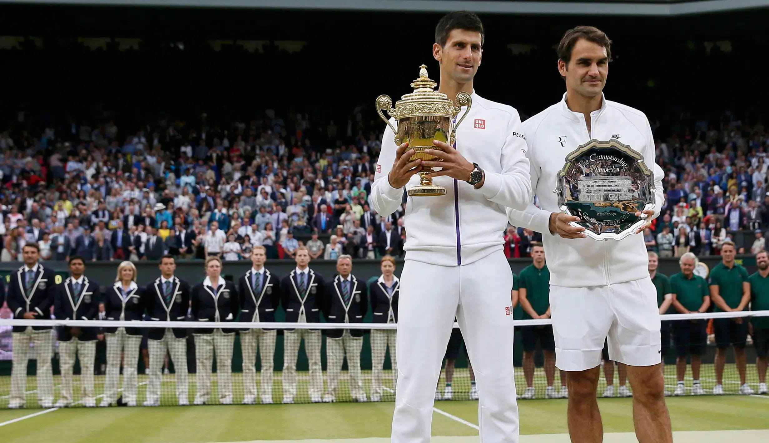 Novak Djokovic Sabet Gelar Juara Wimbledon 2015 - Foto Liputan6.com