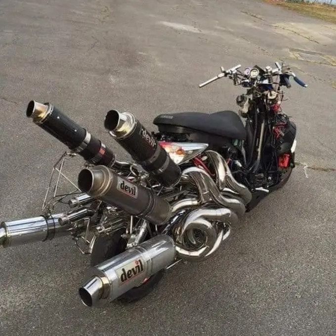 10 Potret Knalpot Motor Dibikin Segede Gaban, Mungkin Niatnya Mau Jadi ...