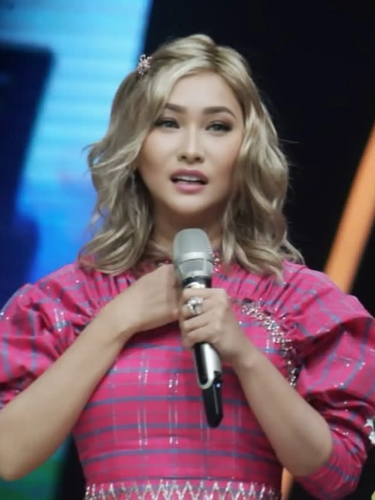 Potret Inul Daratista Ini Bikin Pangling Netizen, Makin Cantik Seperti ...