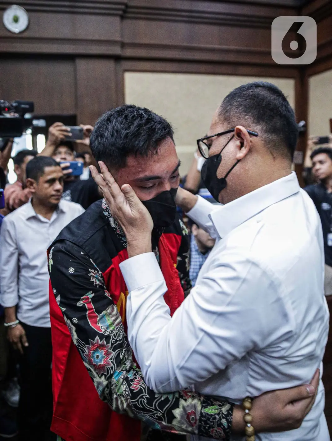 Mario Dandy Peluk Erat Rafael Alun Sesaat Sebelum Jadi Saksi Kasus Dugaan Gratifikasi dan TPPU ...