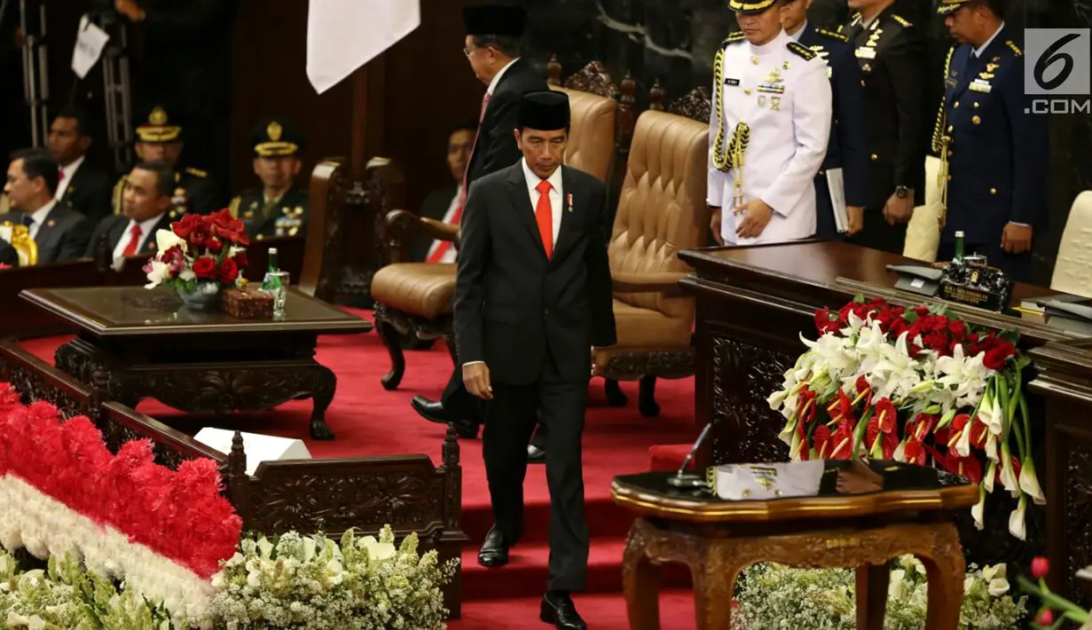 PHOTO: Presiden Jokowi Sampaikan Pidato Kenegaraan dan RAPBN 2018 ...