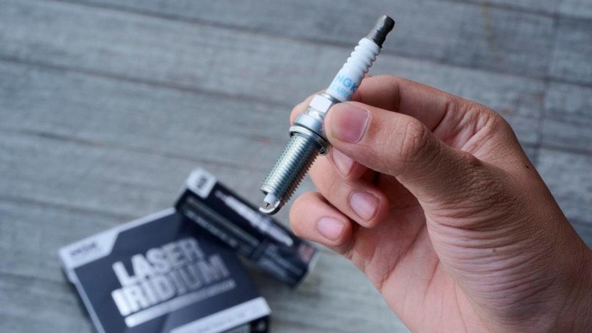 NGK Tawarkan Busi Khusus untuk Mobil Toyota - Otomotif Liputan6.com