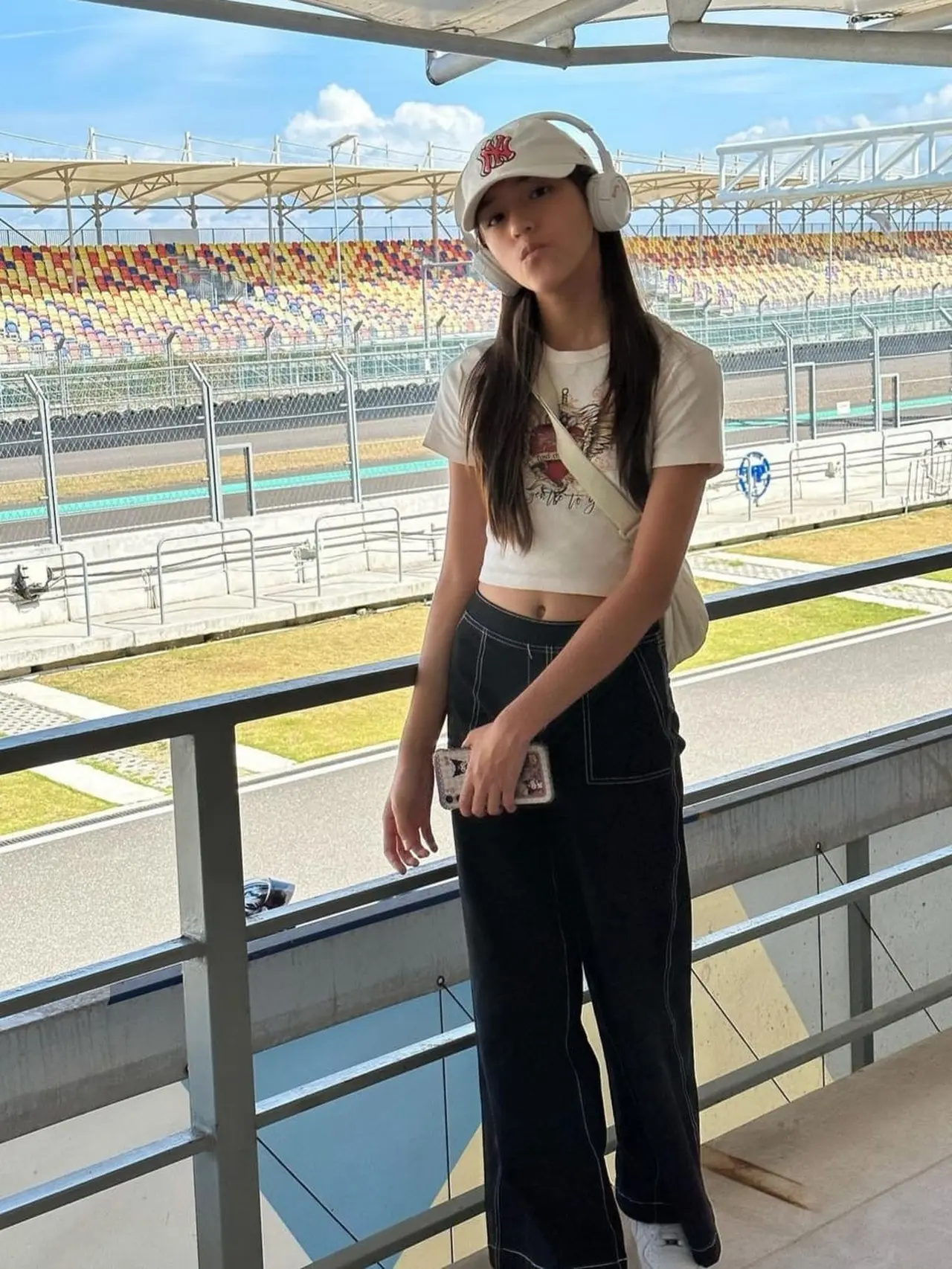 Potret Cantik Quinesha Sabrina Sinathrya, Anak Bungsu Donna Agnesia ...