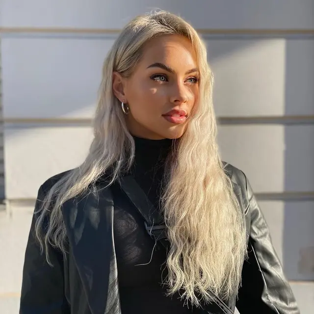 Model Kasia Lenhardt Meninggal Dunia, Beberapa Hari Usai Putus dari ...