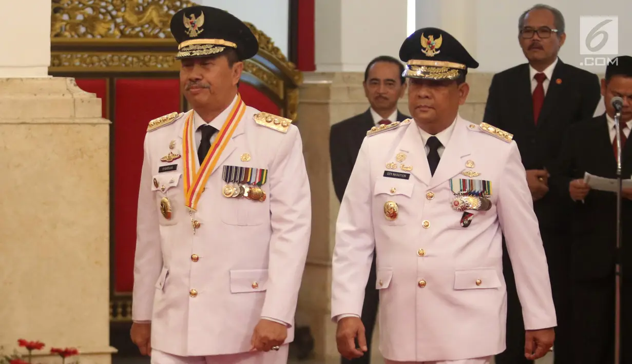 FOTO: Jokowi Resmi Lantik Gubernur dan Wakil Gubernur Riau - Foto ...