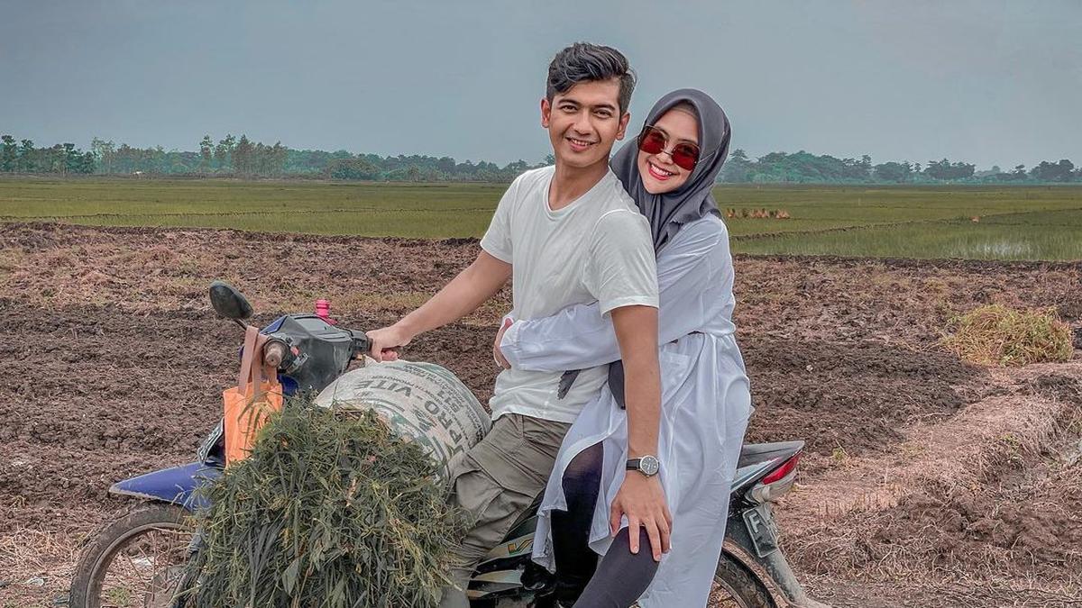 Semakin Perhatian, Ini 6 Potret Teuku Ryan Jadi Suami Siaga untuk Ria Ricis