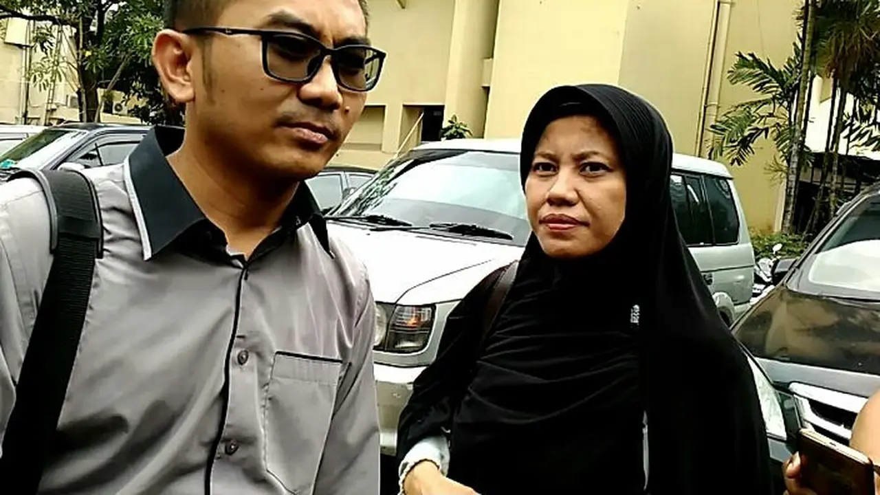 Istri Jonru Ginting Mengaku Tak Tahu Aktivitas Suami di Medsos - News ...