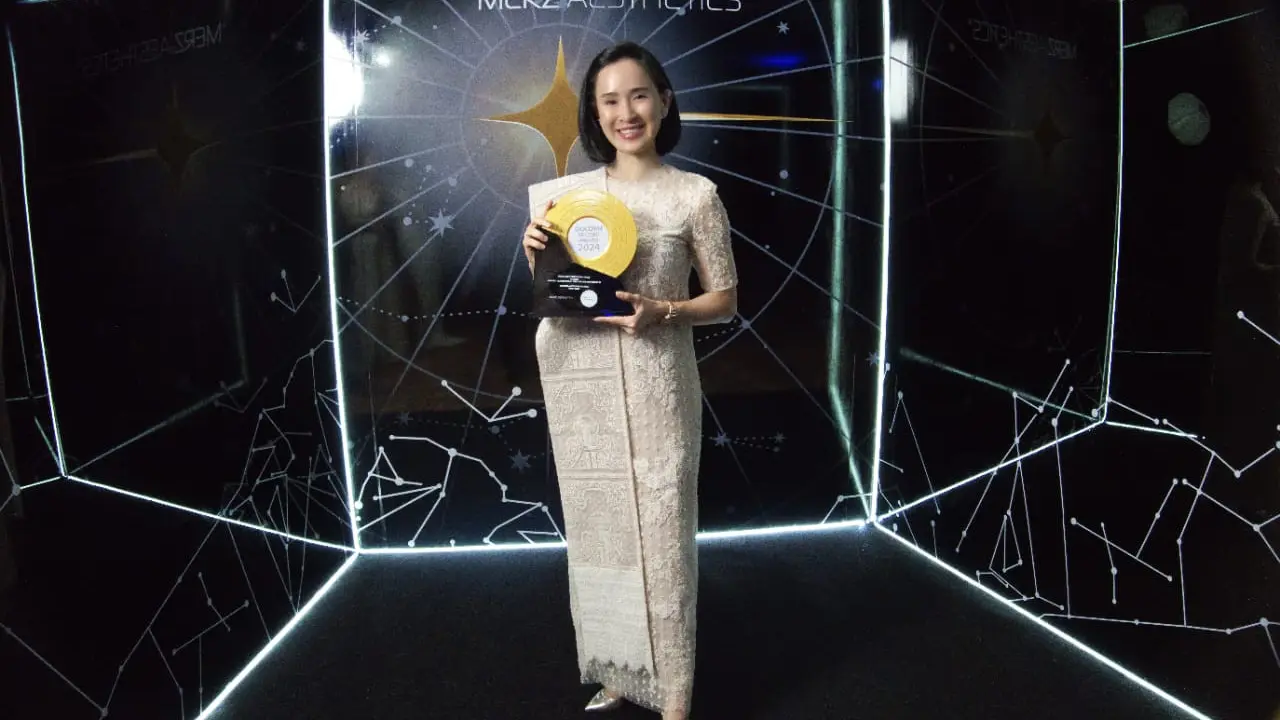 Celebrity Doctor Olivia Ong Berjaya Lagi di Golden Record Awards 2024 ...