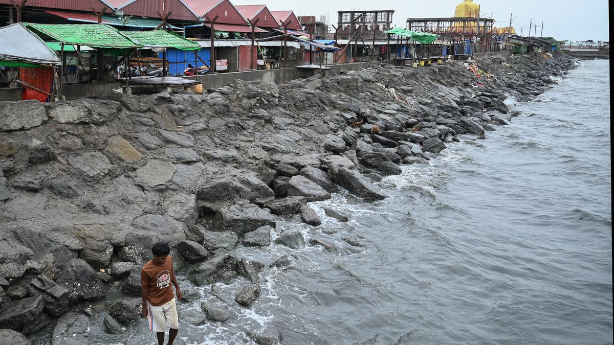 Topan Mocha Menuju Myanmar dan Bangladesh - Foto Liputan6.com