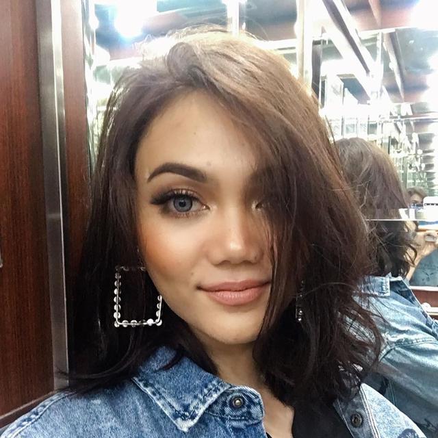 Biografi Rina Nose Lengkap