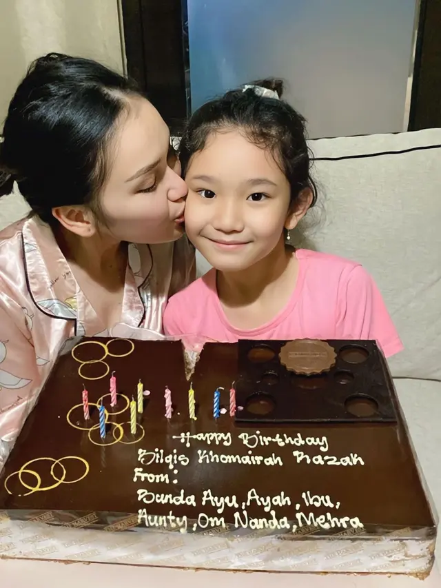 6 Momen Kejutan Ultah Bilqis Khumairah Razak ke-9, Ayu Ting Ting: Susah Senang Kita Hadapi ...