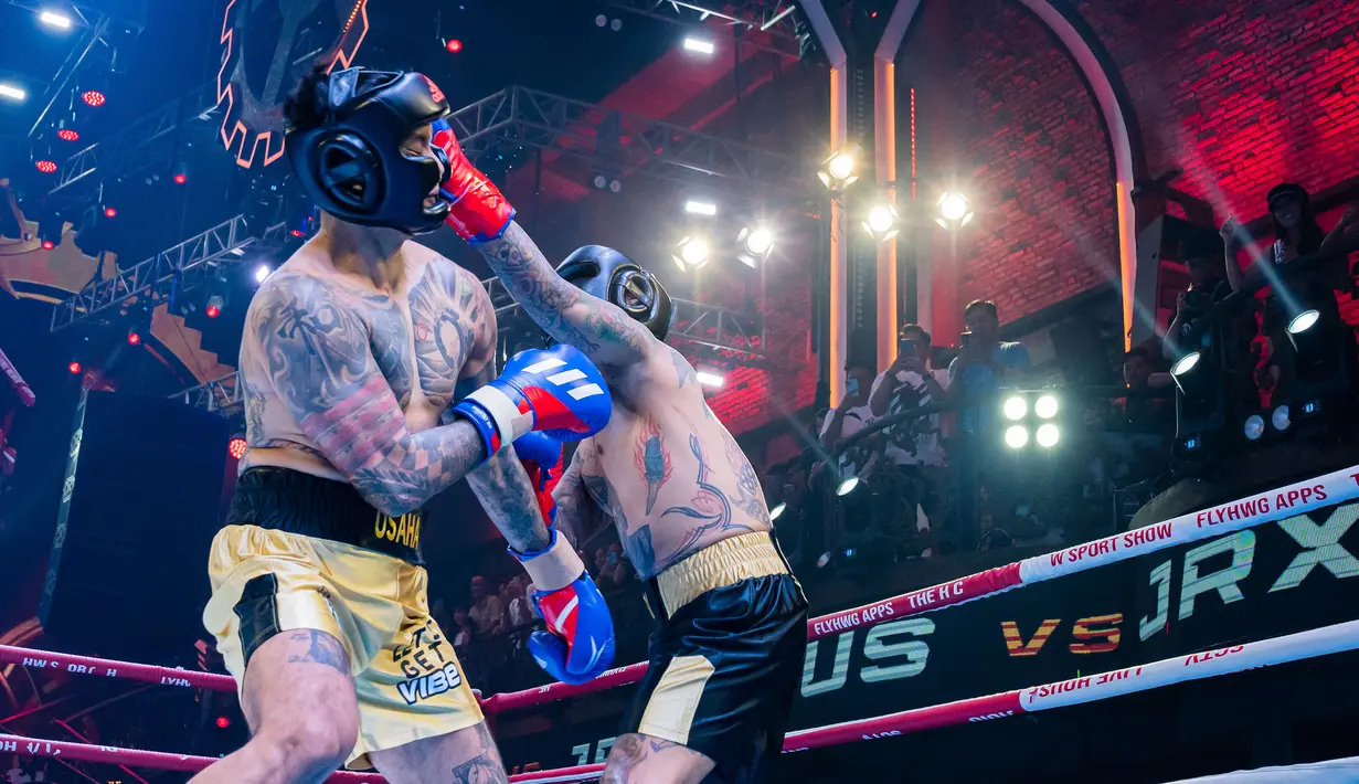 Foto: Uus Baku Hantam dengan Jerinx di Holywings Sport Show Series 3 ...