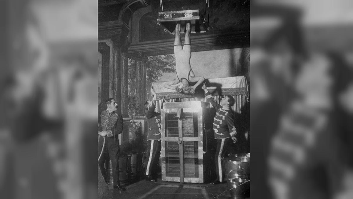 Terungkap, 10 Fakta Menarik Pesulap Legendaris Houdini