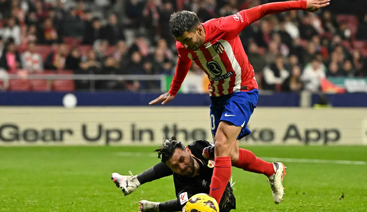 Memphis Depay Pastikan Keunggulan Atletico Madrid atas Rayo Vallecano ...