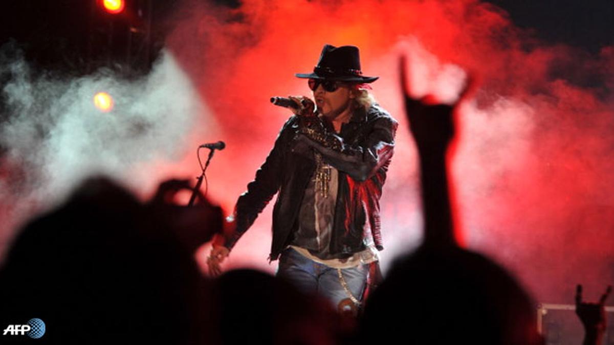 Demo Rekaman Awal Axl Rose Beredar di Dunia Maya