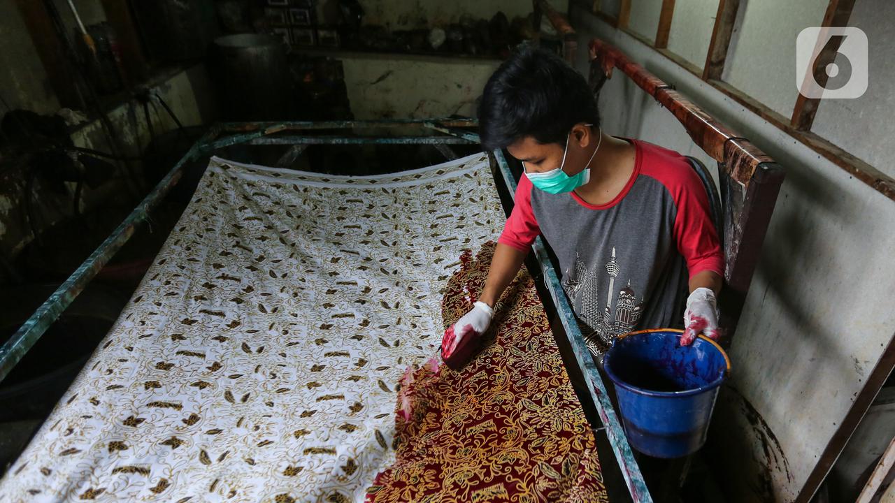 Menguak Makna 2 Oktober: Hari Batik Nasional, Anti Kekerasan, dan Hewan ...