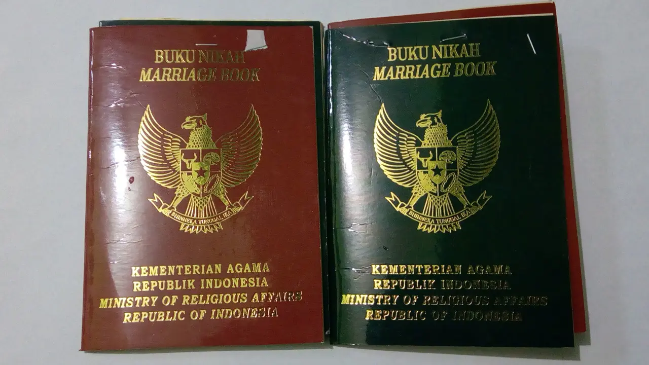 Mengenal Isi Buku Nikah: Cara Cek Buku Nikah Online & Perbedaan Warna ...