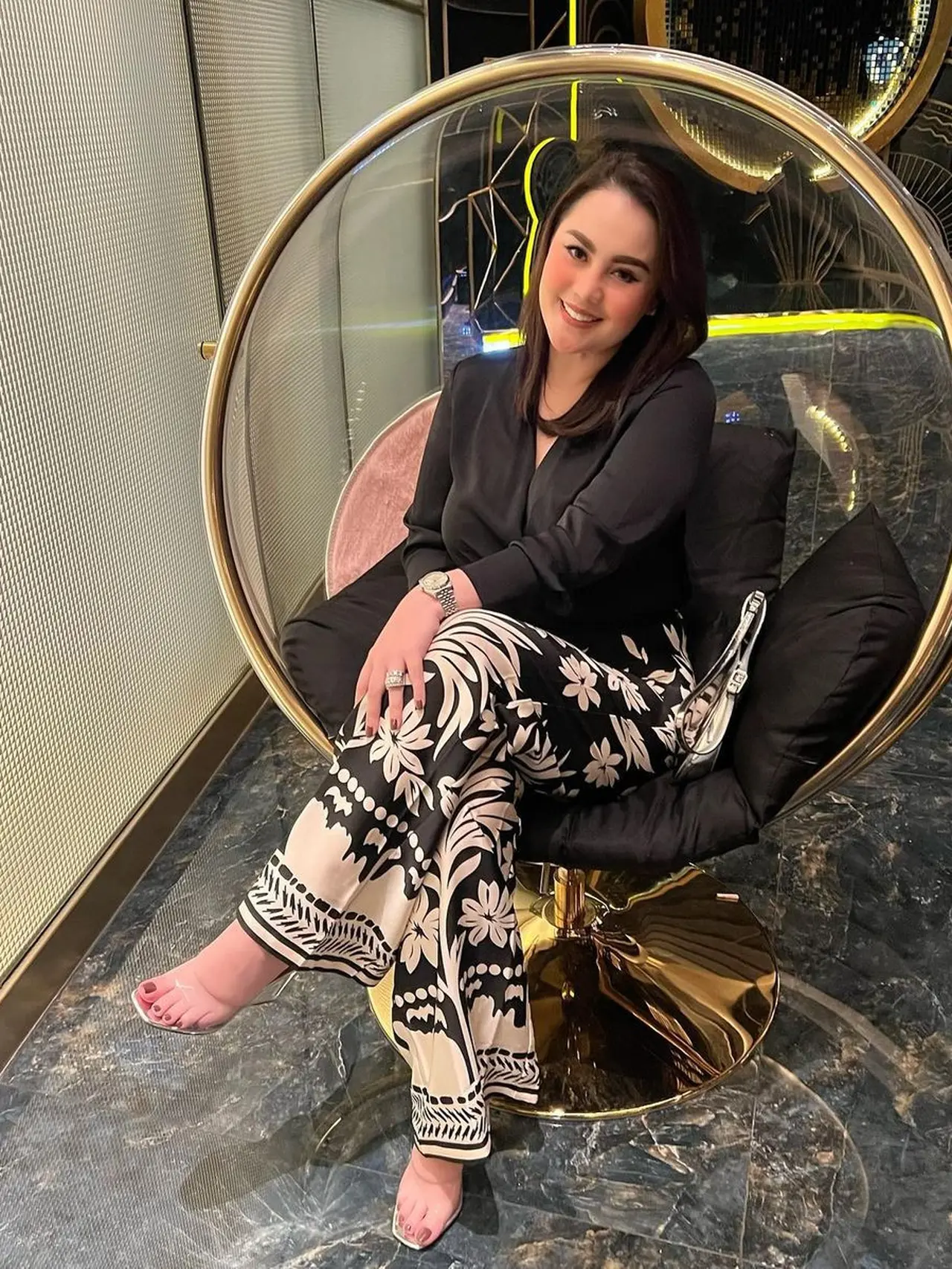 7 Potret Jennifer Dunn yang Kini Pilih Lepas Hijab, Jadi Sorotan - Hot ...