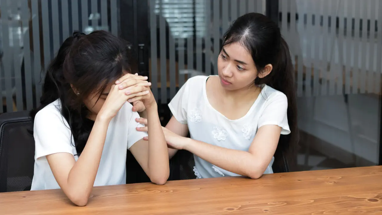 8 Ciri Teman Toxic yang Perlu Diwaspadai untuk Menjaga Kesehatan Mental