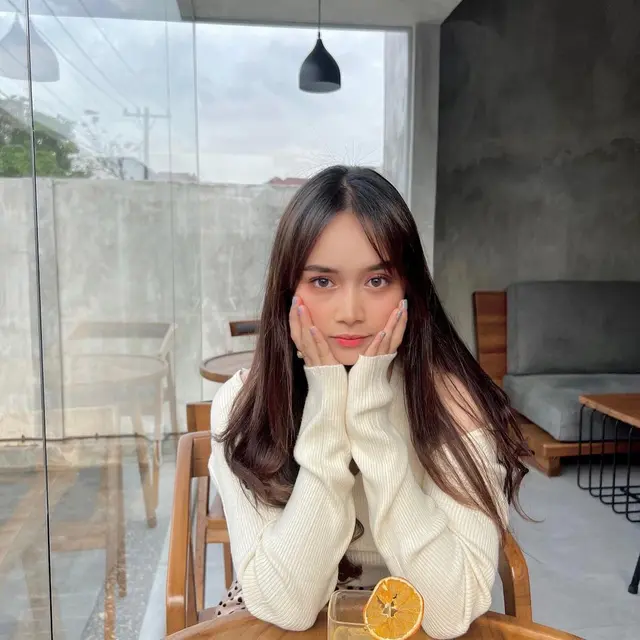 Chintya Gabriella Ajak Generasi Muda Keluar dari Zona Nyaman, Berani Unjuk Bakat Gali Potensi ...