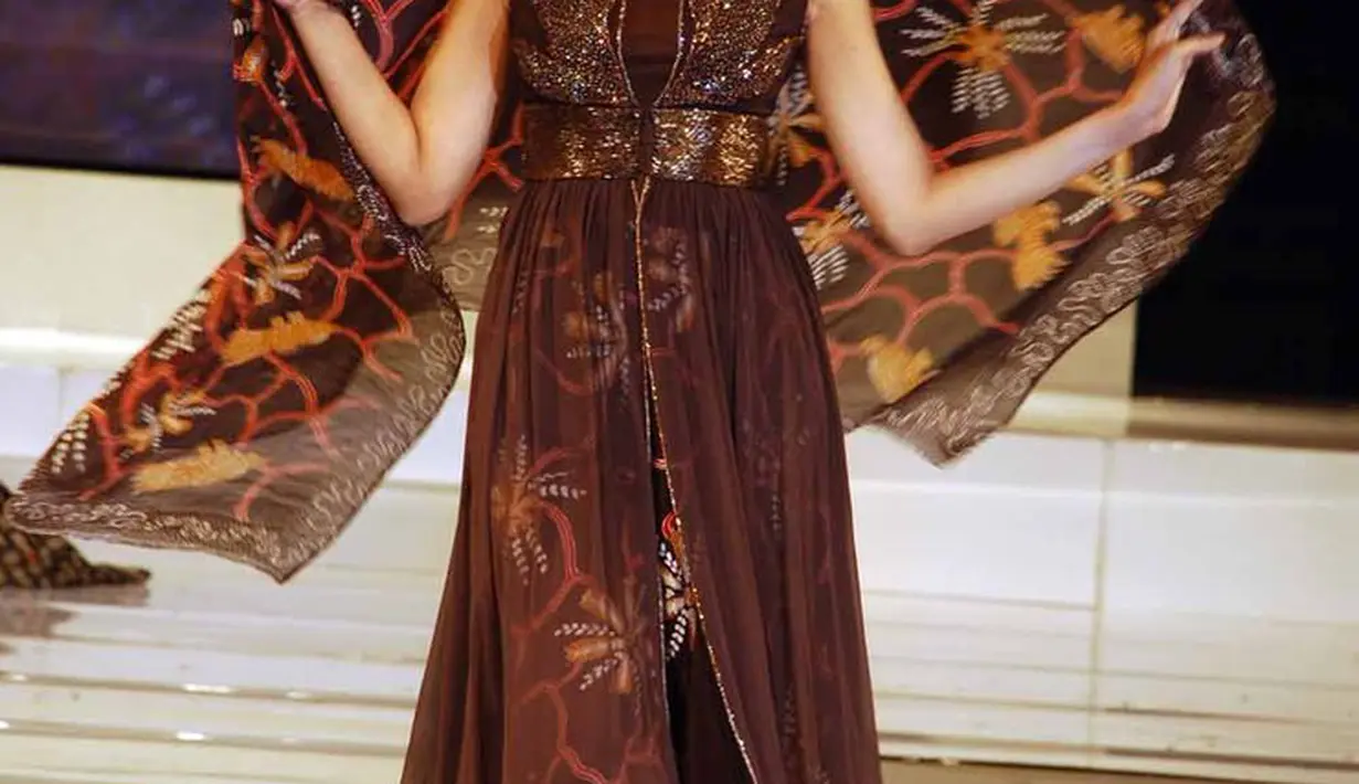 32 Tahun Ramli Berkarya Dengan Batik Indonesia - Photo Fimela.com