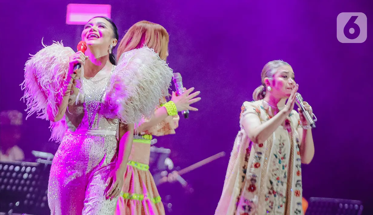 Penampilan Reuni 3 Diva di Panggung Synchronize Fest 2022 - Foto ...