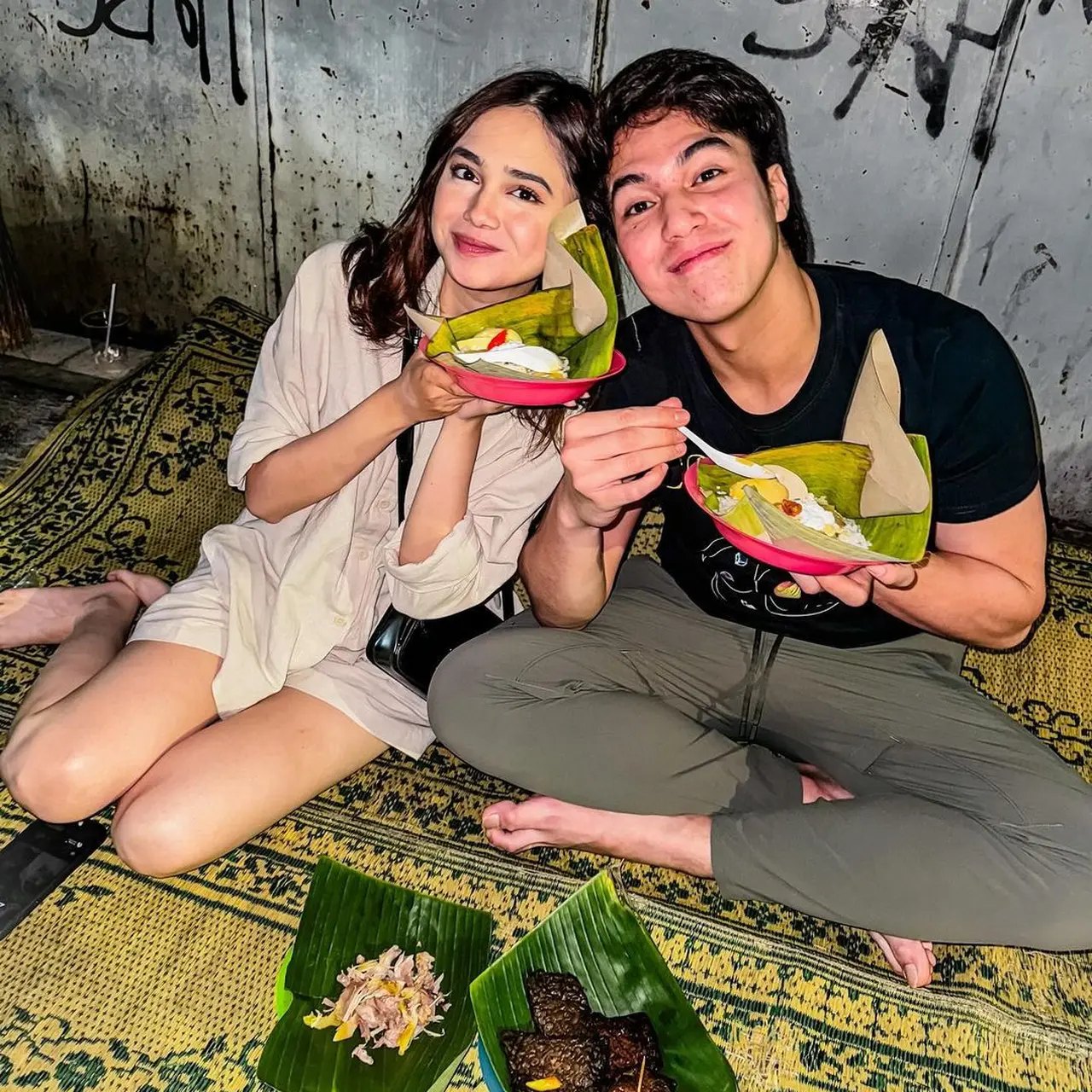 Syifa Hadju Pakai Sandal Hermes Rp11 Juta Saat Makan Lesehan Bareng El ...