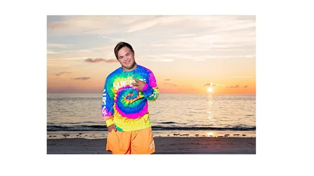 Remaja Down Syndrome Jadi Model dari Perusahaan Surf Style ...