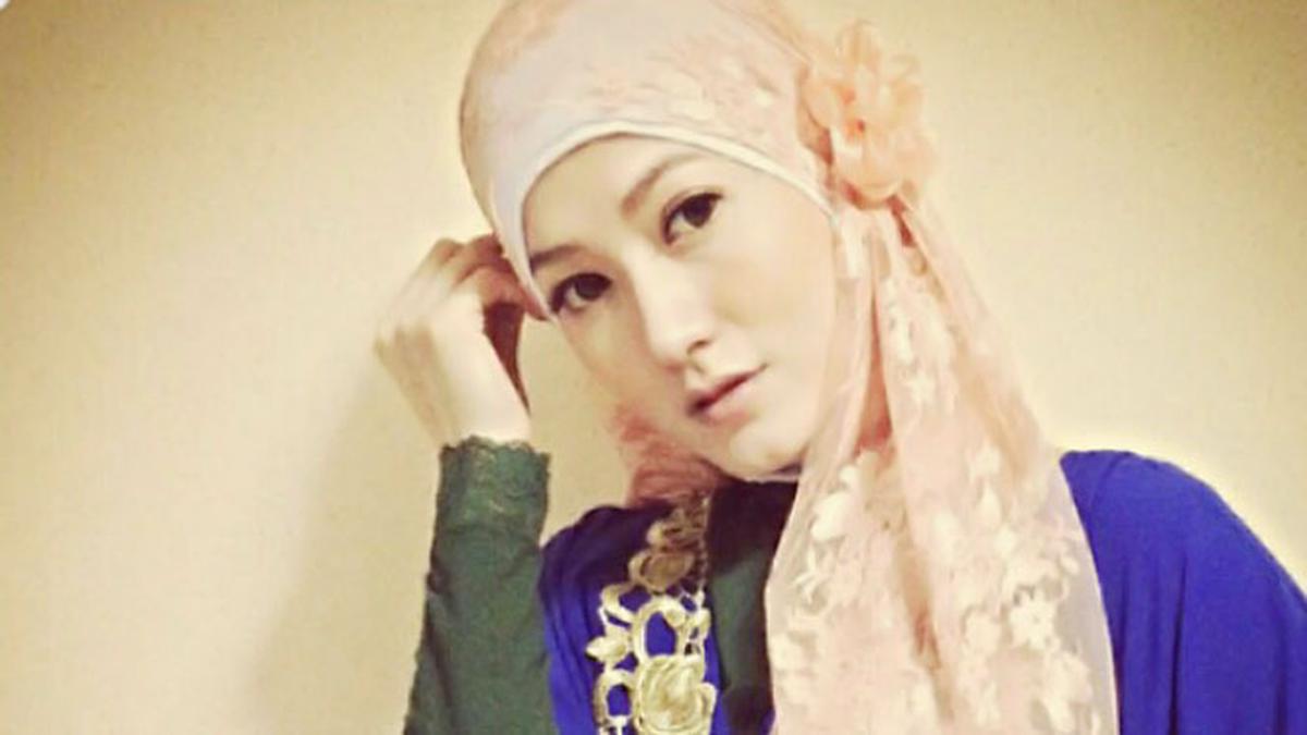 Lyra Virna-Eric Scada Cerai, Ada Orang Ketiga?