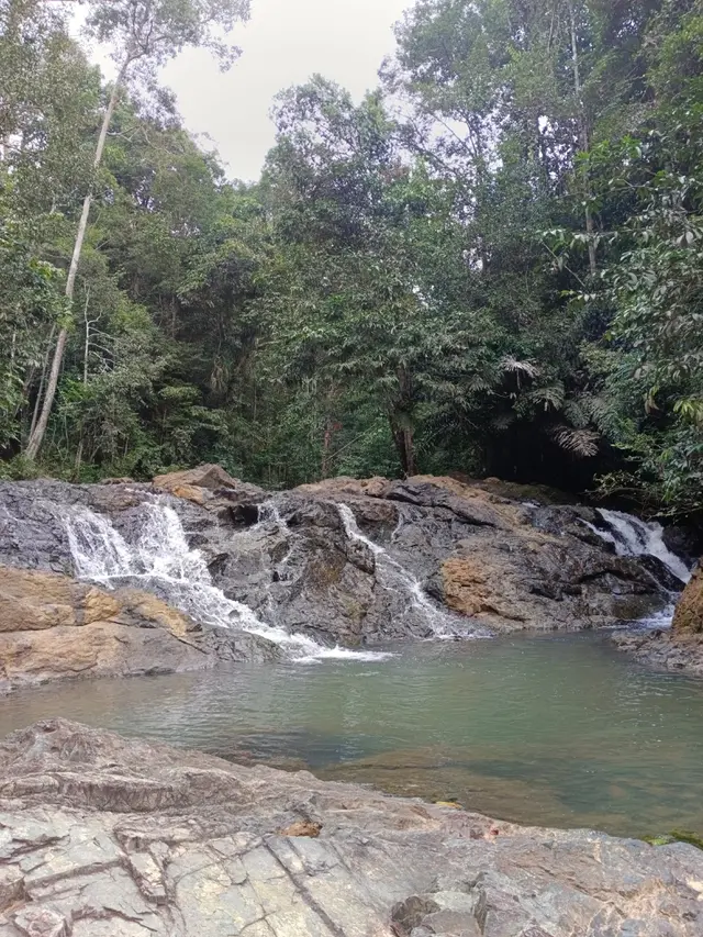 Hidden Gem di Paser, Intip Keindahan Air Terjun Doyam Turu Lempesu Ini ...
