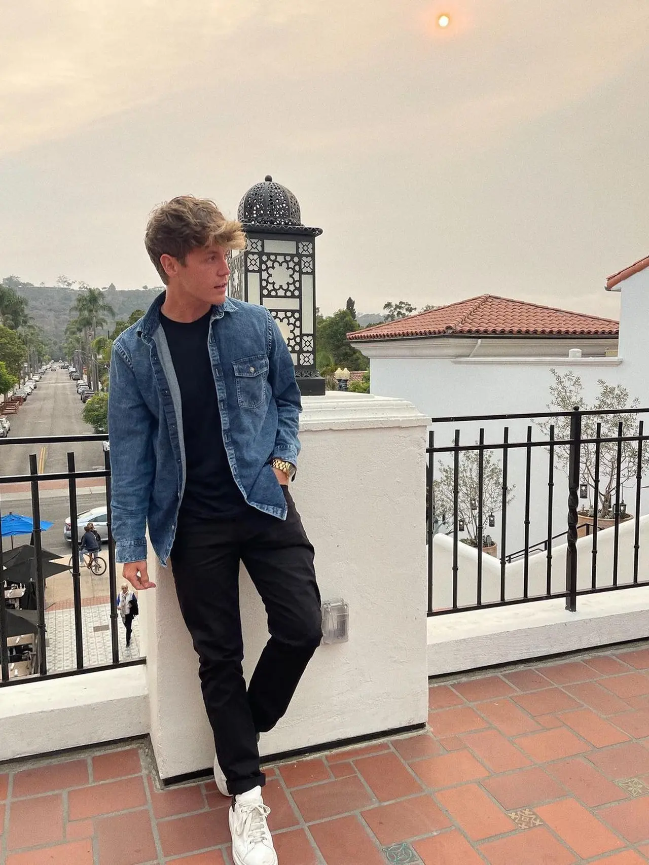 6 Fakta Jamie Miller, Penyanyi Lagu Here's Your Perfect yang Telah ...