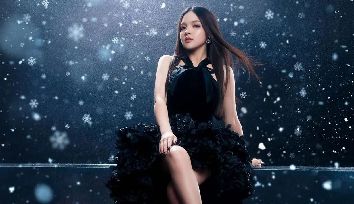 Penampilan Eca Aura dalam Pemotretan Terbaru Ini Banjir Pujian, Tampil Anggun - Foto Liputan6.com