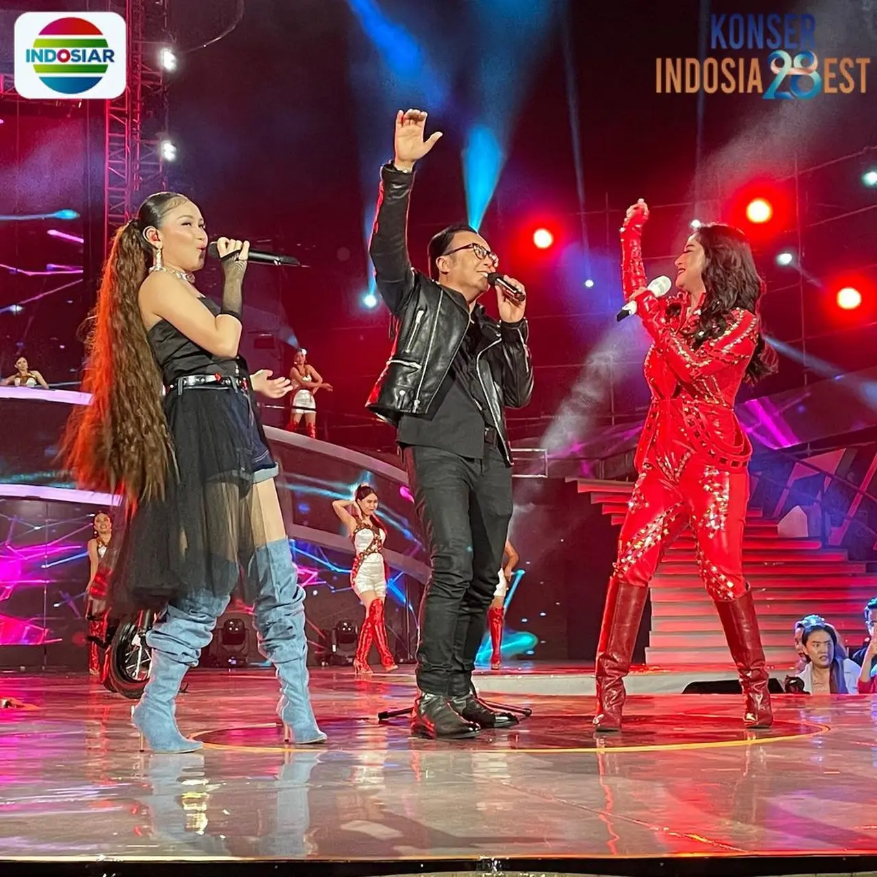 7 Potret Kolaborasi Luar Biasa di Konser INDOSIA28EST: Aksi Imut Farel Prayoga Bareng Bilqis ...