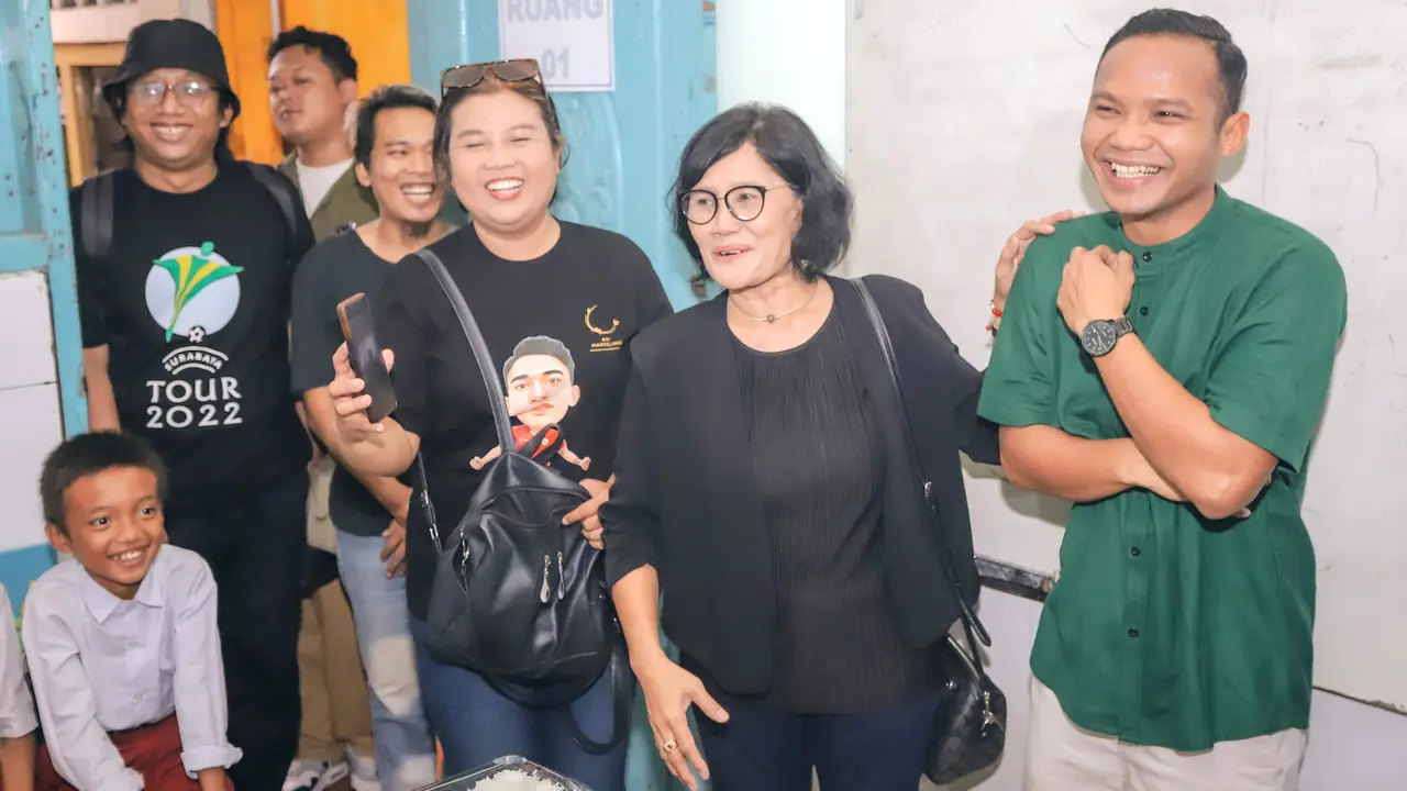 Aksi Mulia Bintang Muda Timnas Indonesia Marselino Ferdinan: Lelang Jersey Tembus Rp100 Juta ...