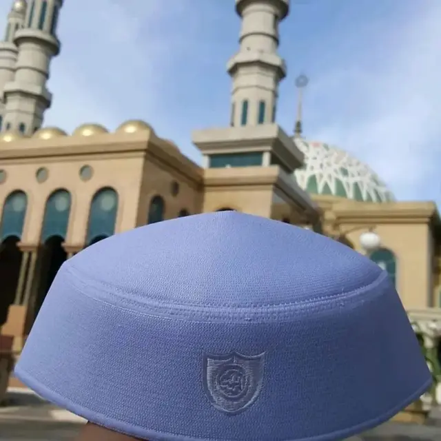 Rekomendasi Peci Lebaran untuk Gaya yang Elegan dan Tidak Monoton ...