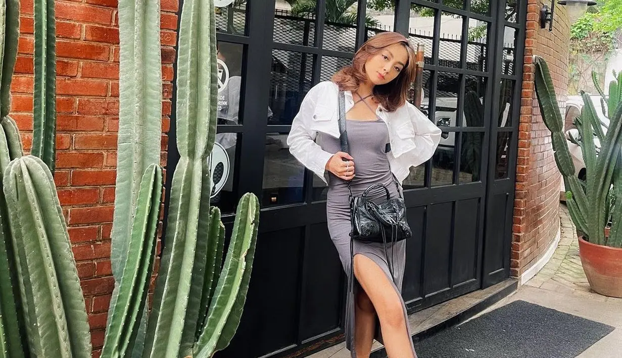 Deretan Potret Terkini Azalia Bianda Avissa Mantan Rizky Febian, Makin ...