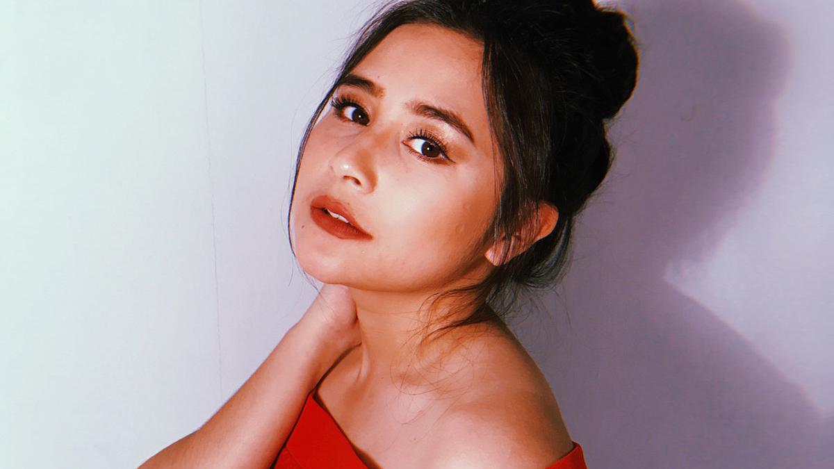 Dicibir Karena Mesra Dengan Pria Lain Ini Reaksi Prilly Latuconsina