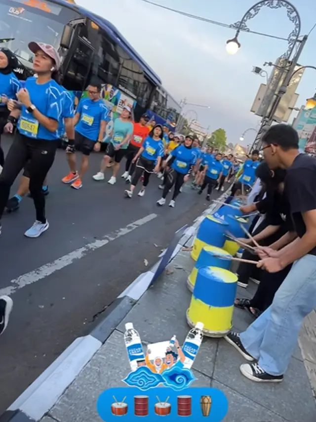 Kemeriahan POCARI SWEAT RUN INDONESIA 2023 yang Diikuti oleh 27.398 ...