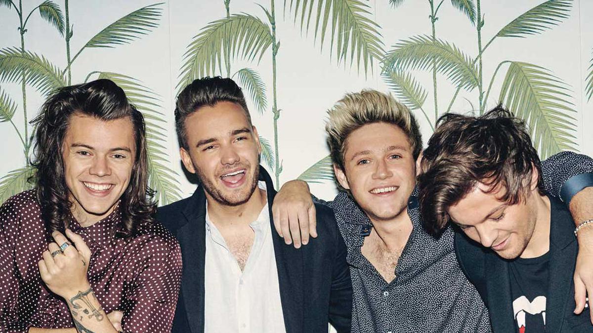 One Direction Tampil Perdana Bersama Drag Me Down - Entertainment ...