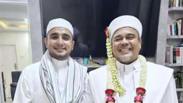 Sosok Syarifah Mona Hasinah, Istri Baru Habib Rizieq Shihab yang Beda Usia 27 Tahun dan ...