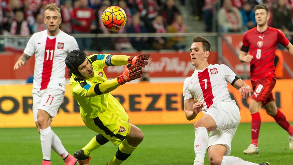 Petr Cech Gagal Bela Timnas Ceko - Dunia Bola.com